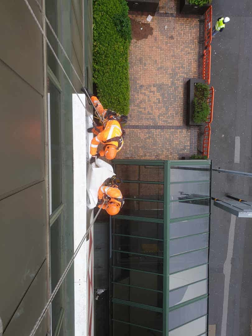 High Level Banner & Signage Removal Works - Birmingham - Rappel